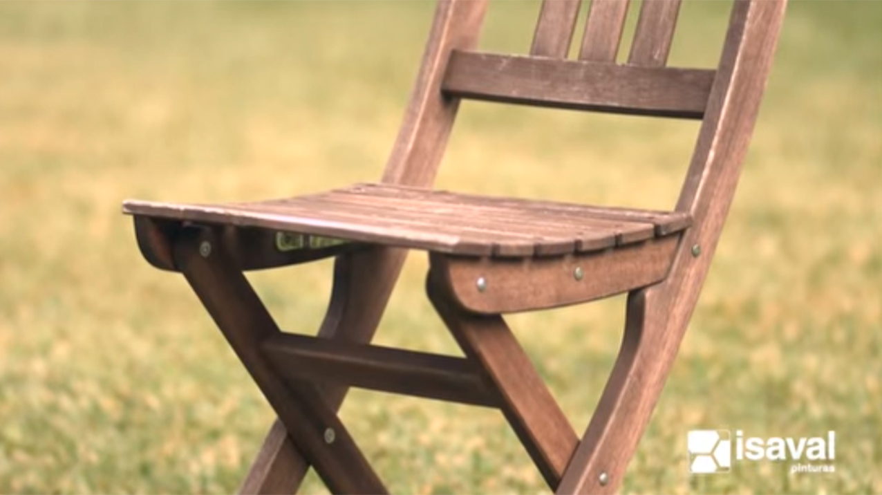 Protección con aceite de teca de muebles de jardín con Isaval Xanol ...