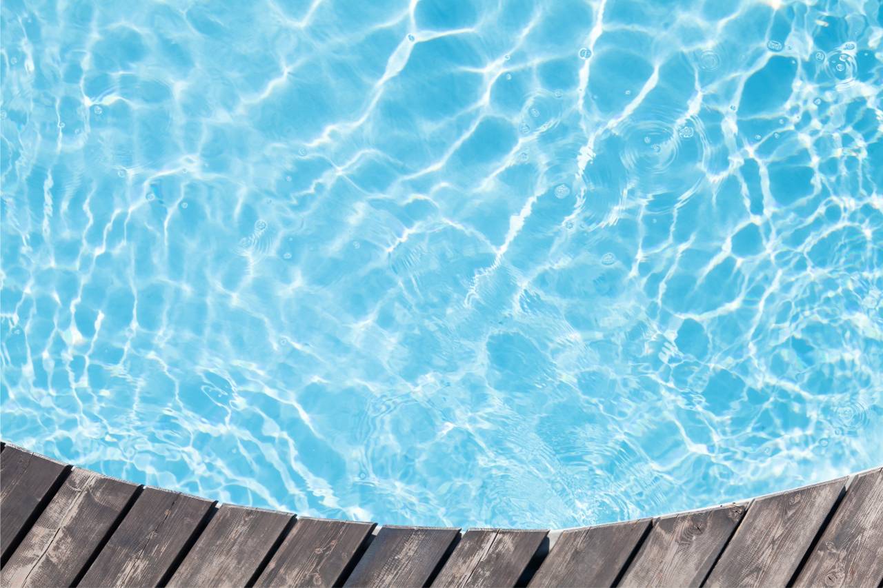 ¿Qué colores son más adecuados para piscinas? • Isaval